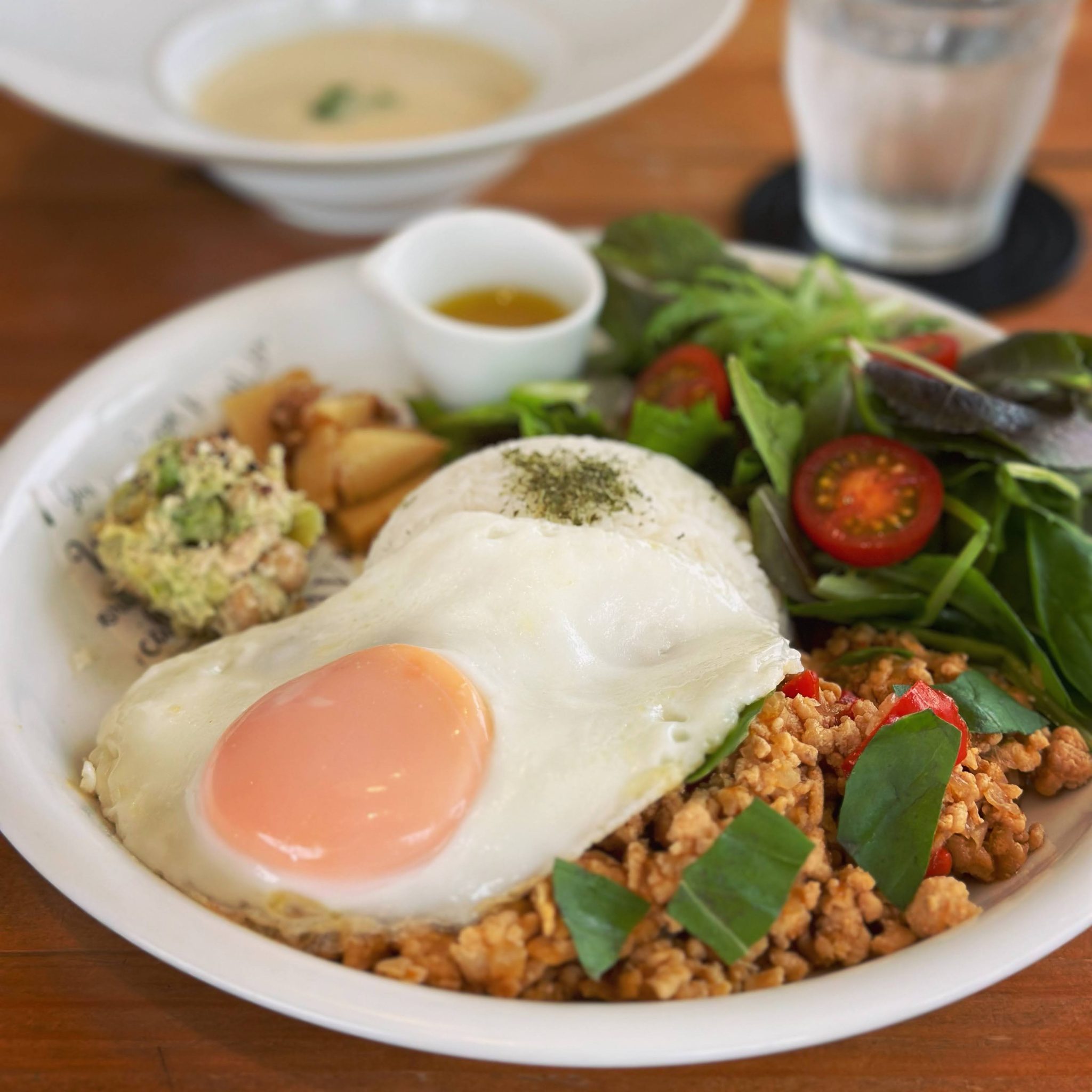 9月の月替わりごはんプレートランチ – FLAT CAFE